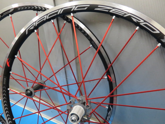 FULCRUM RACING ZERO RED SPOKE 入荷！！ | REVOX